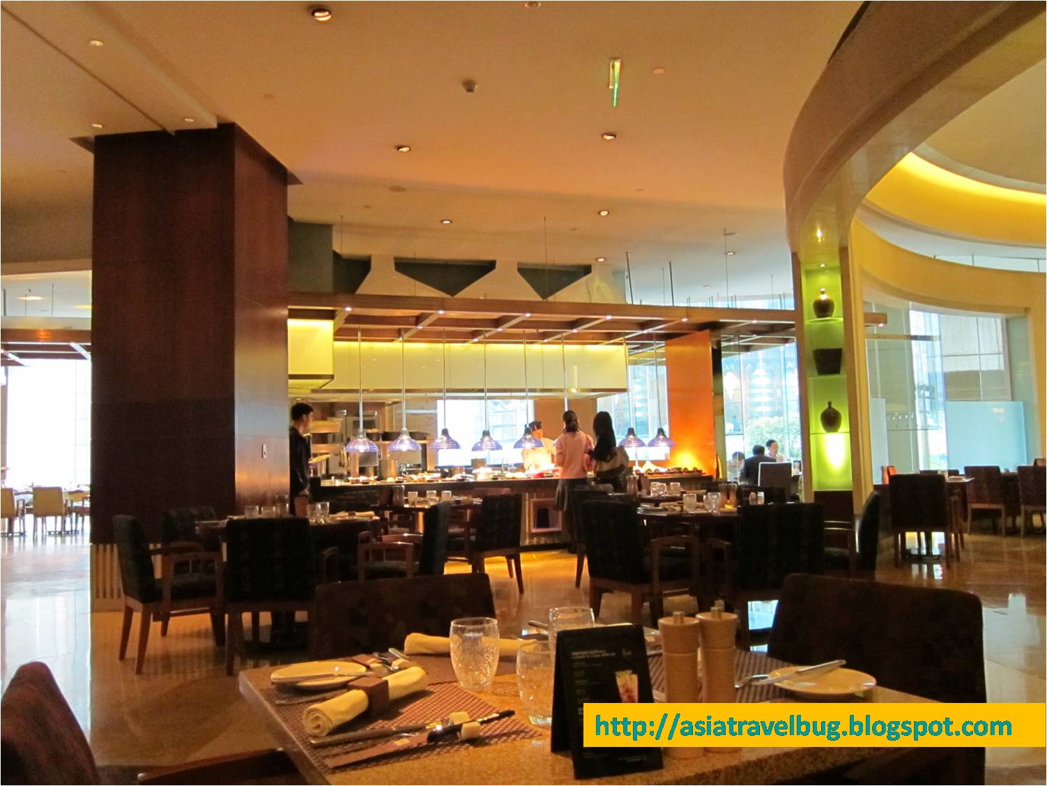 Yi Cafe at Shangri-la Pudong - Asiatravelbug